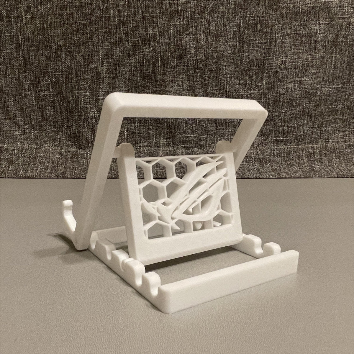 3D Printed ROG Ally Adjustable and Foldable Plastic Docking